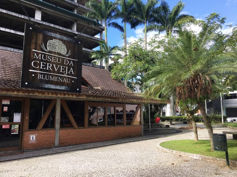 O que fazer em Blumenau? Conheça o Vale da Cerveja! | Blog de Viagem